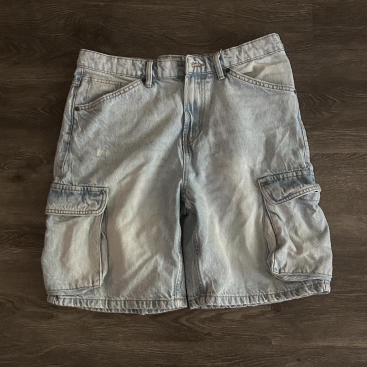 Zara cargo jorts Size 31 - Depop