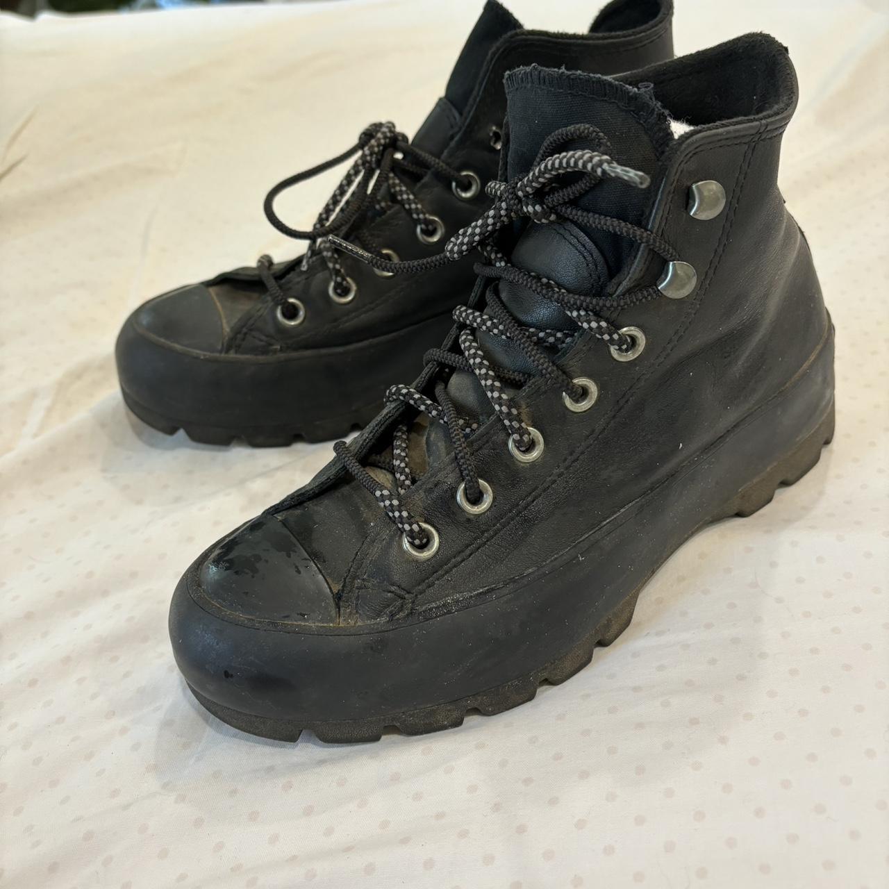 black boot converse -missing some buttons -size 7.5 | Depop