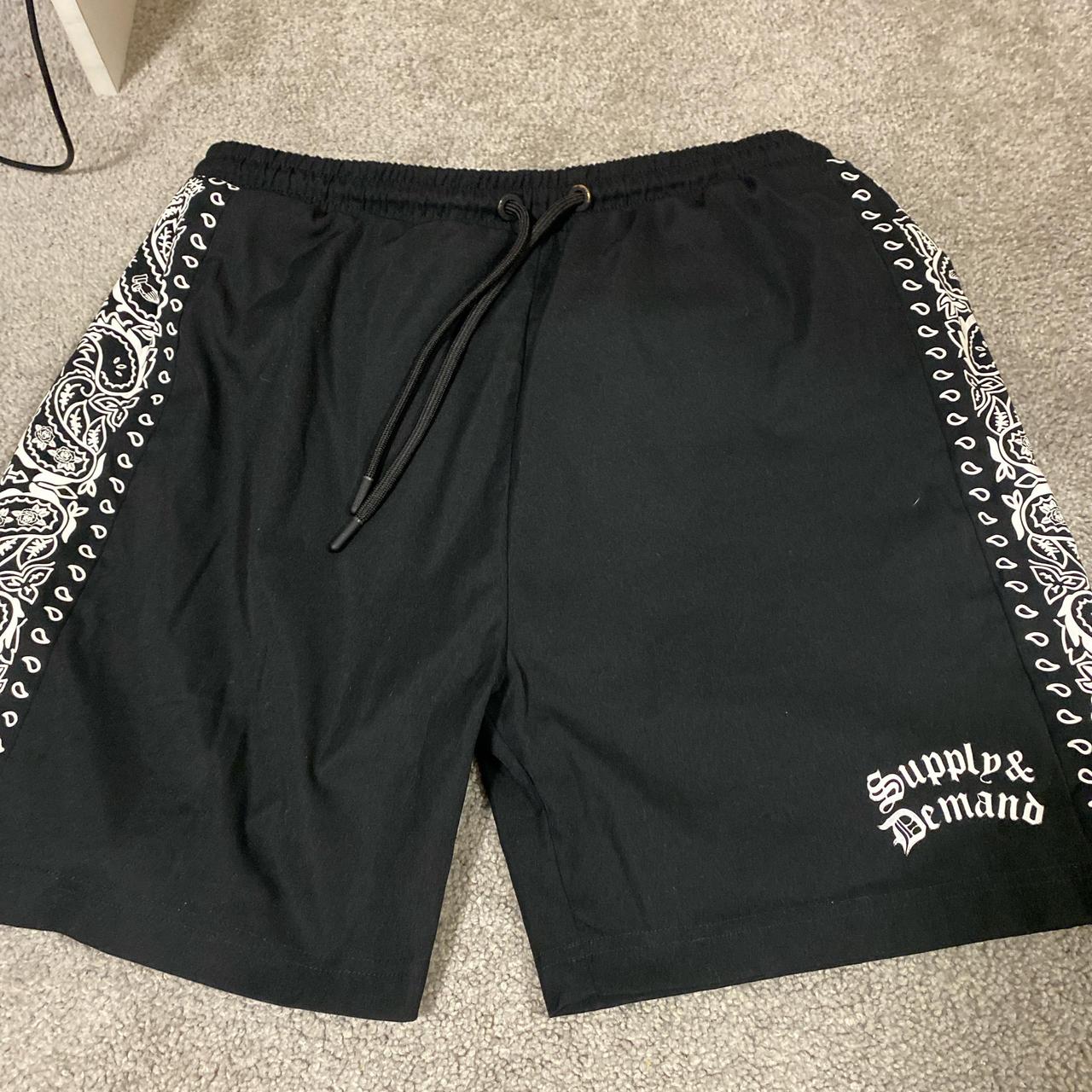 Black Supply and Demand Shorts Size Large - Depop