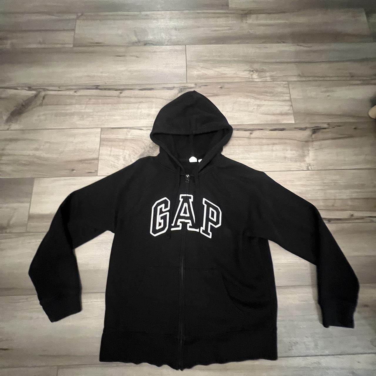 gap zip up hoodie size small - Depop