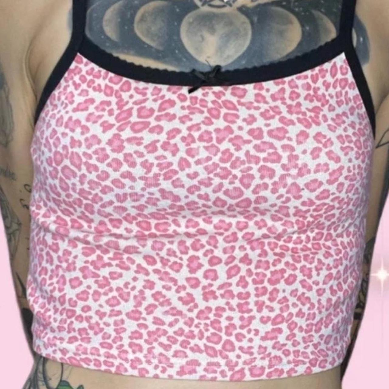 Y2k Pink leopard print tank don’t see a tag but fits... - Depop