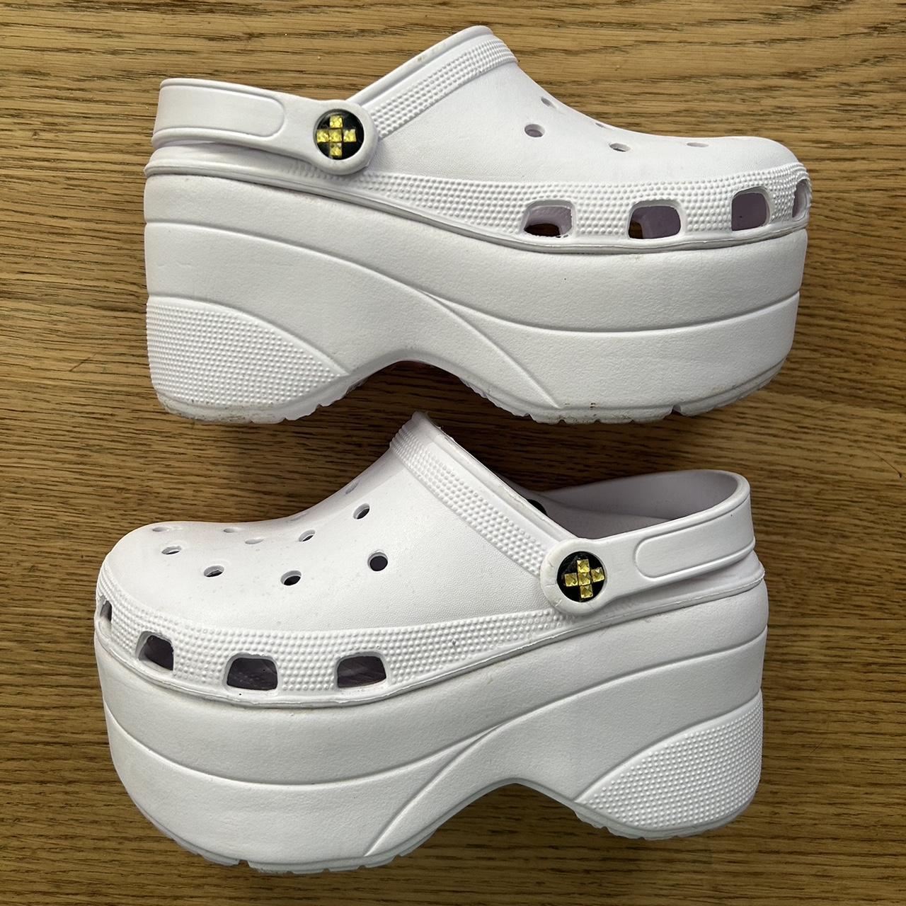 White platform clog sandals💕 Size 7 Worn once!! - Depop