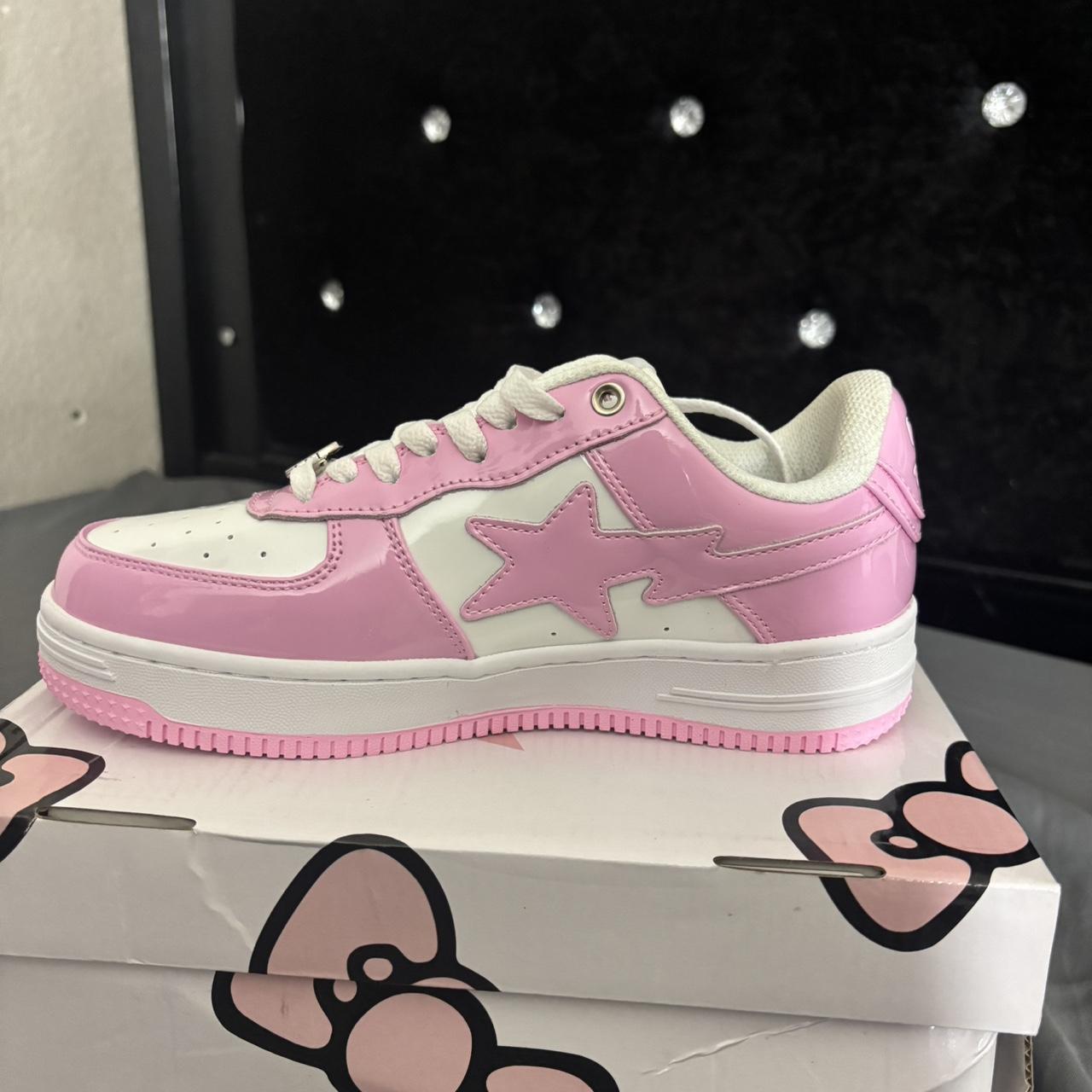 Pink bapestas | Depop