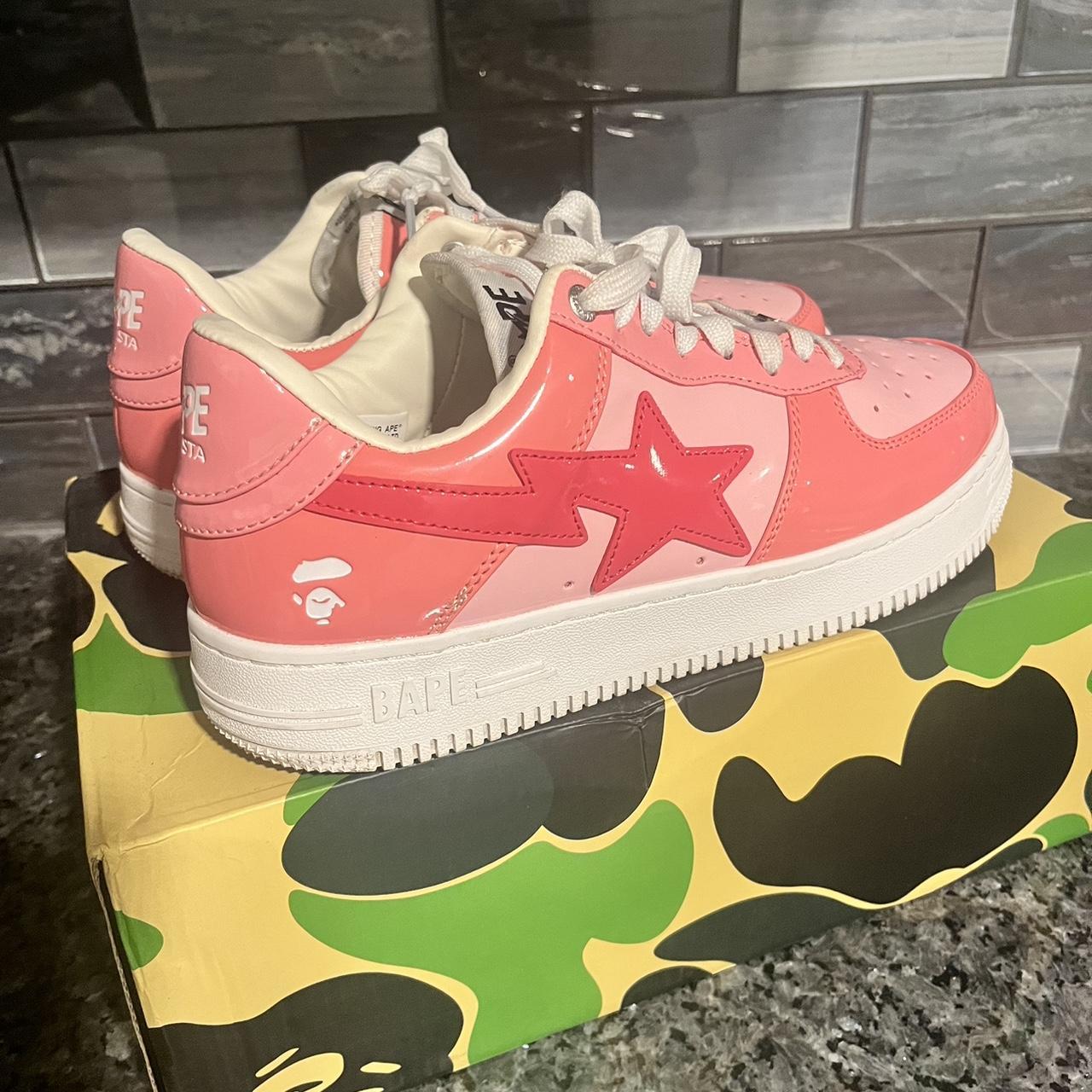 Camo combo pink Bapesta, slightly worn - Depop