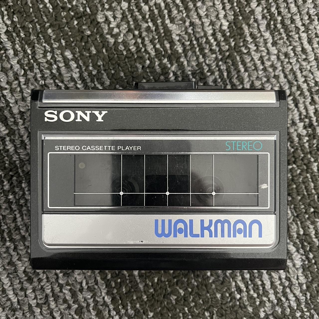 VINTAGE SONY WALKMAN (RARE) good opportunity to... - Depop