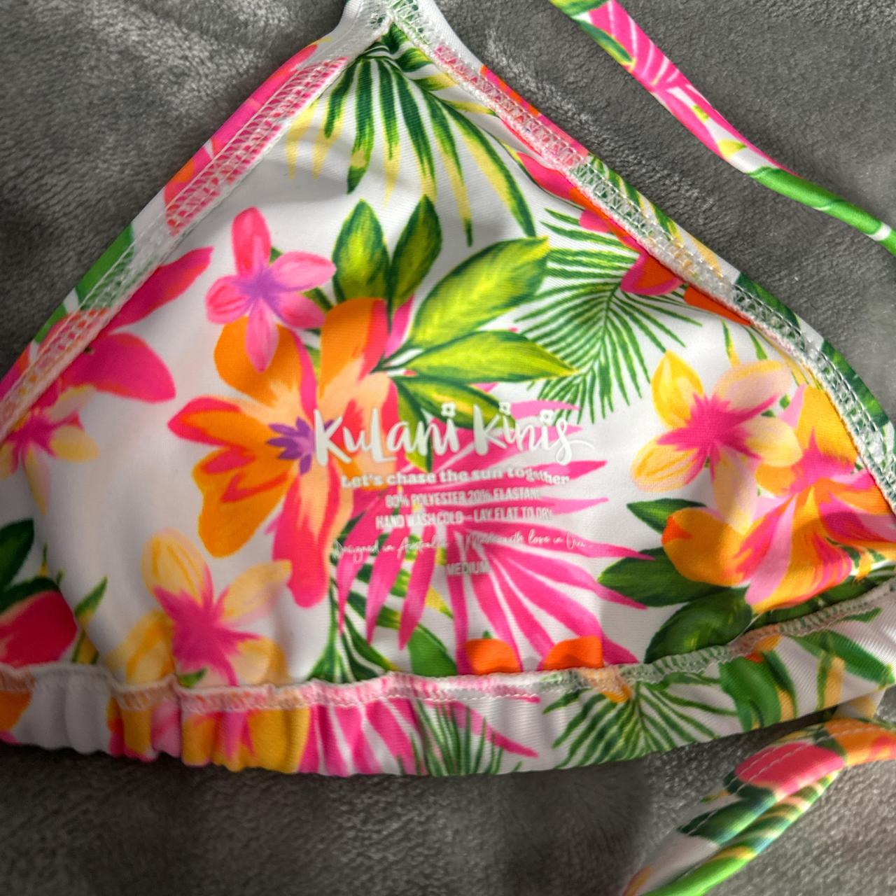 SUPER cute Kulani Kini Cabo Kiss bikini top ! Size M... - Depop