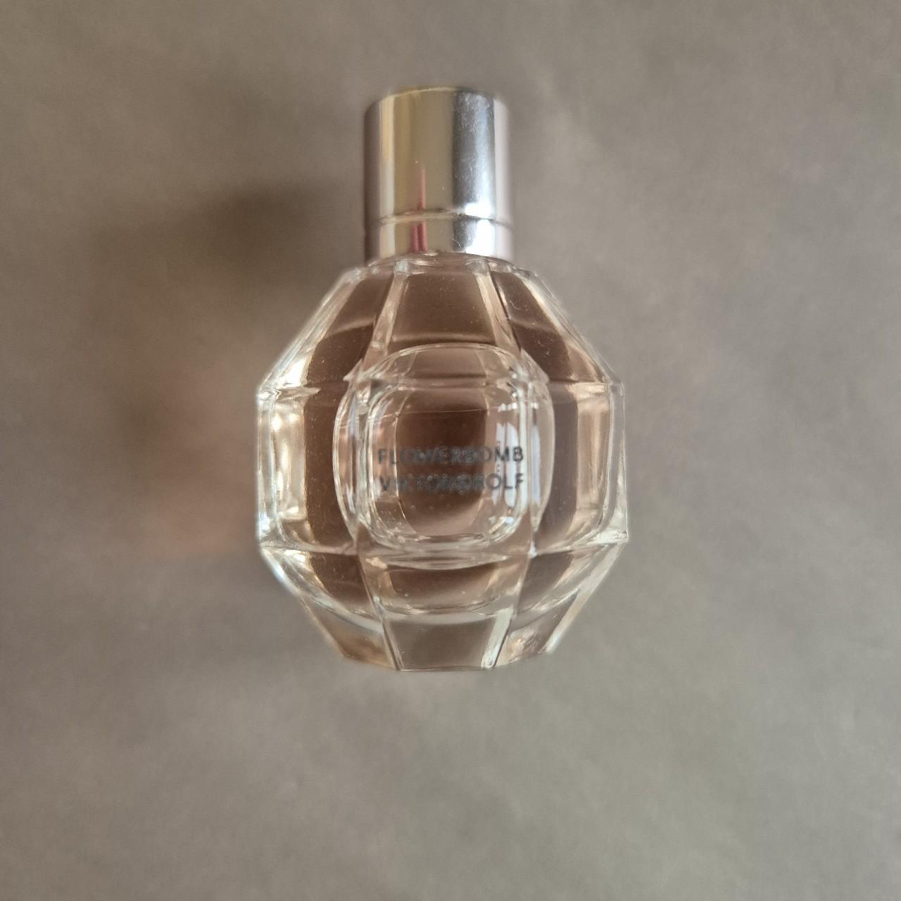 Viktor & Rolf miniature Flowerbomb 7mls Ideal for... - Depop