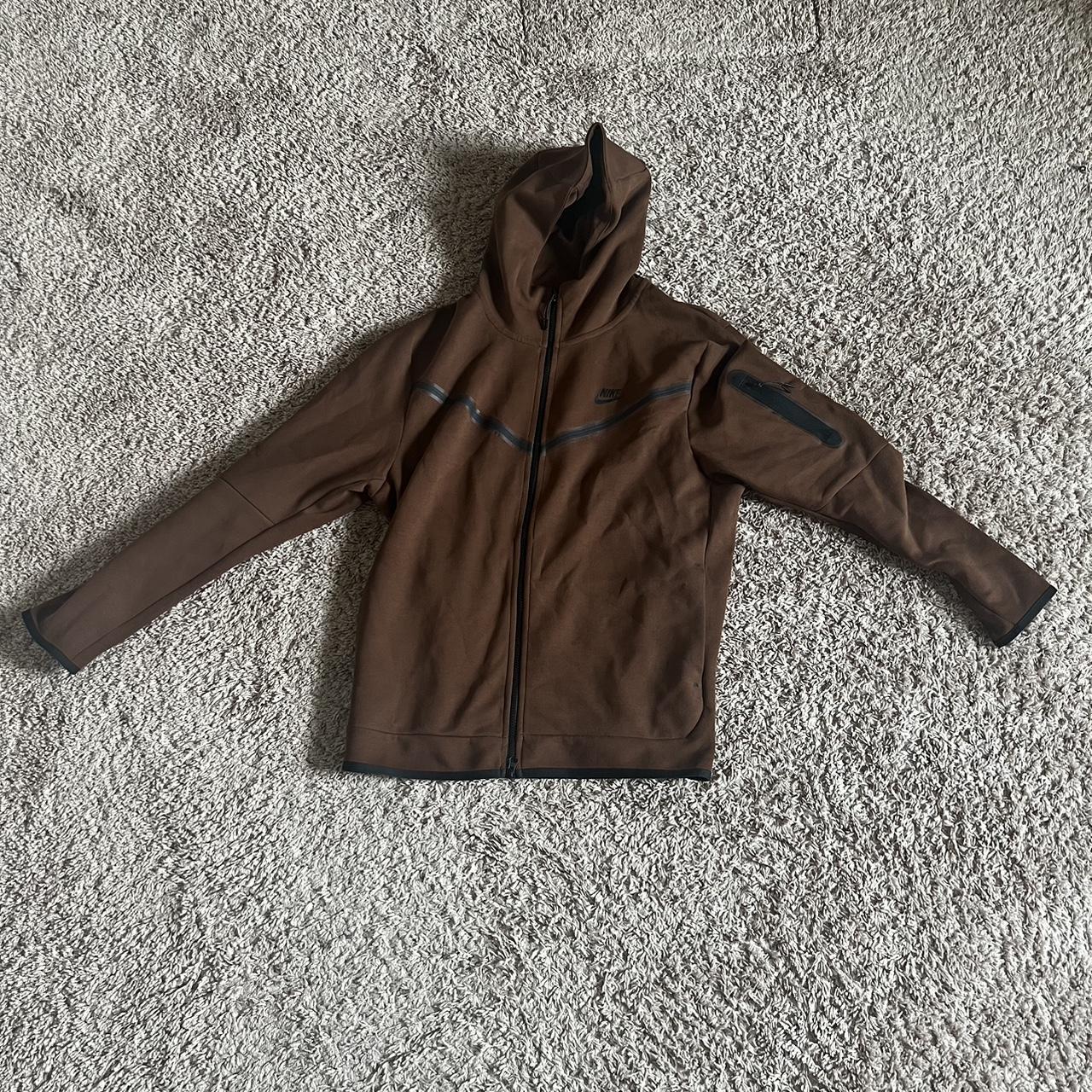 Nike tech-brown - Depop