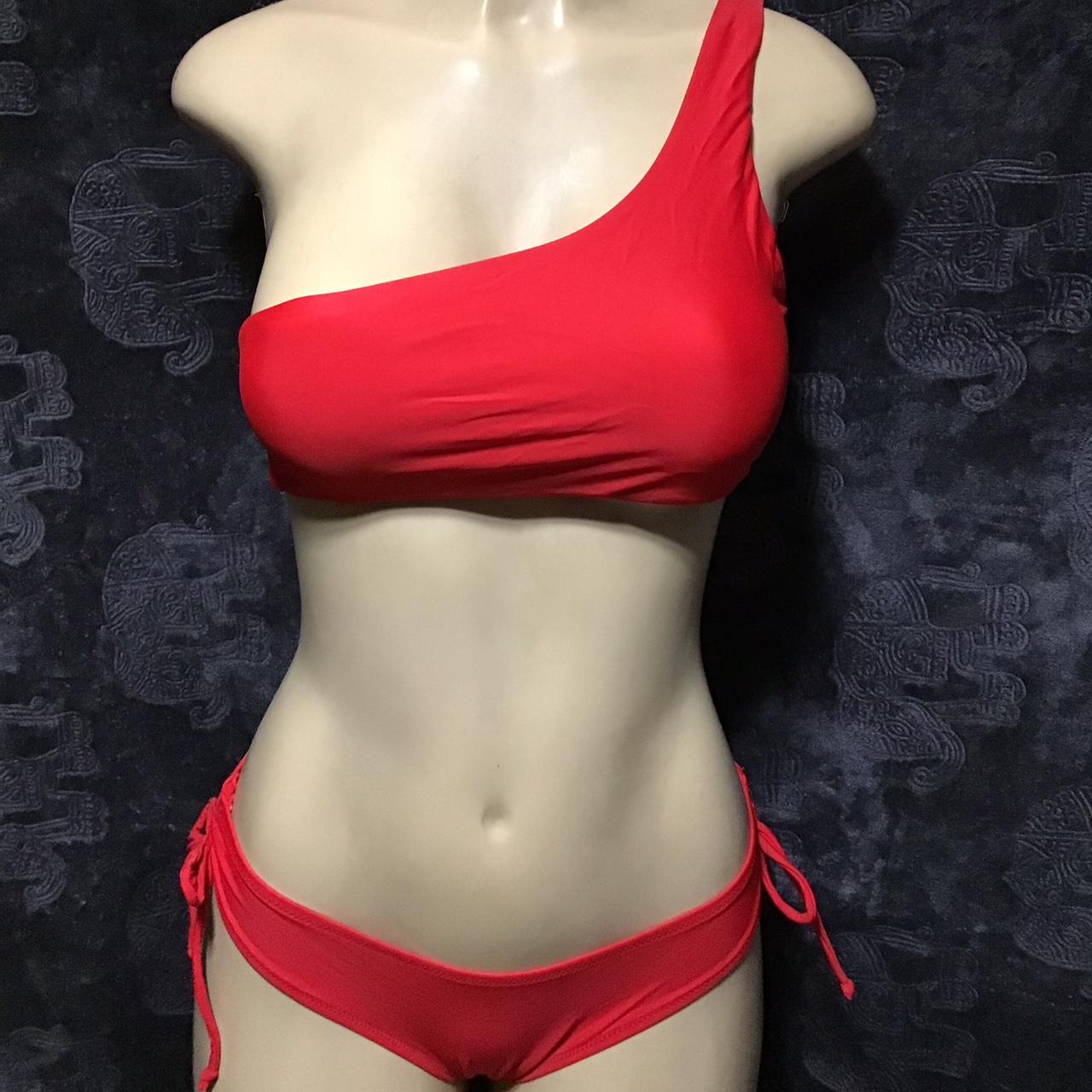 Red Bikini Set (2pc) Size: Petite Small - Depop