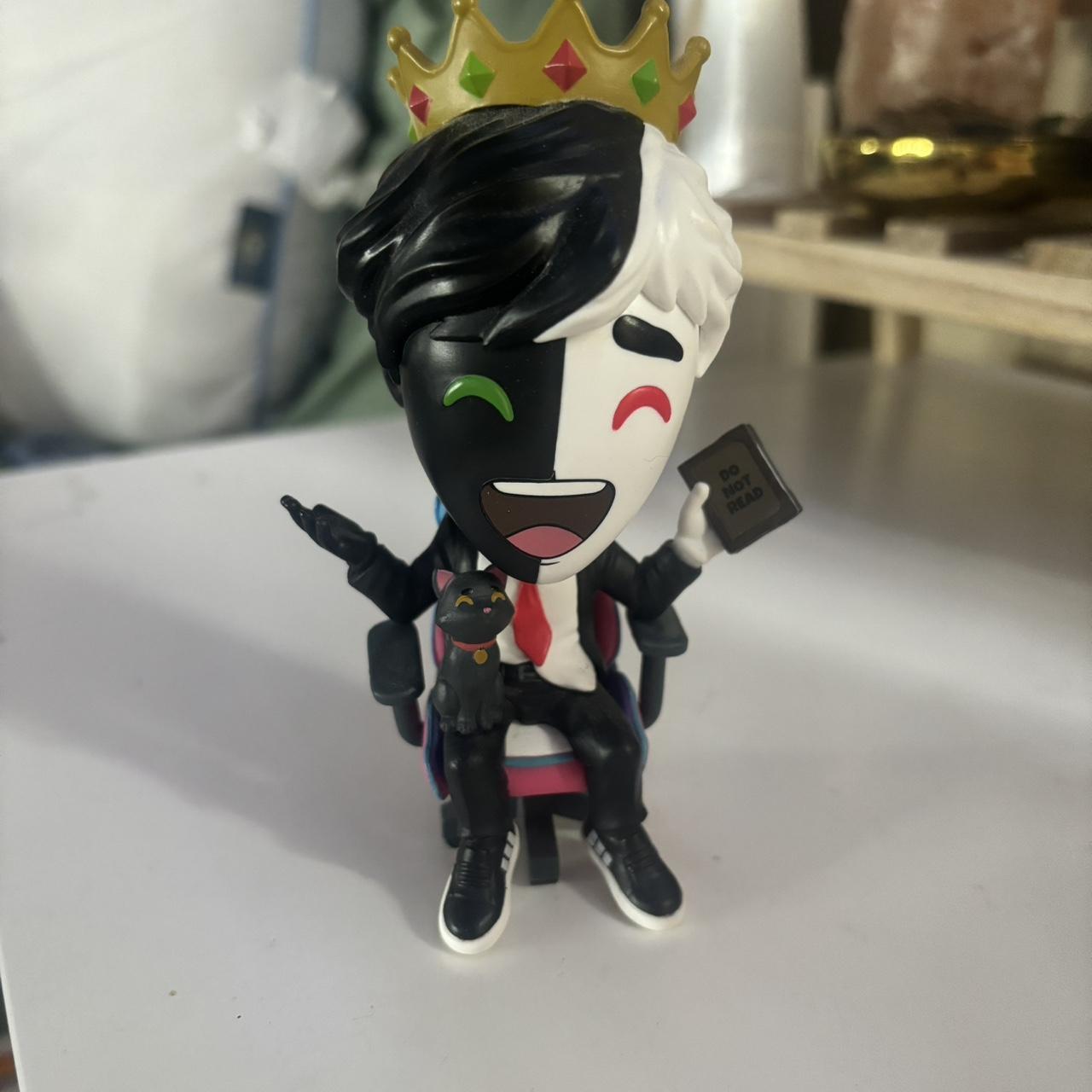 ranboo youtooz figure doesn’t have box but... - Depop