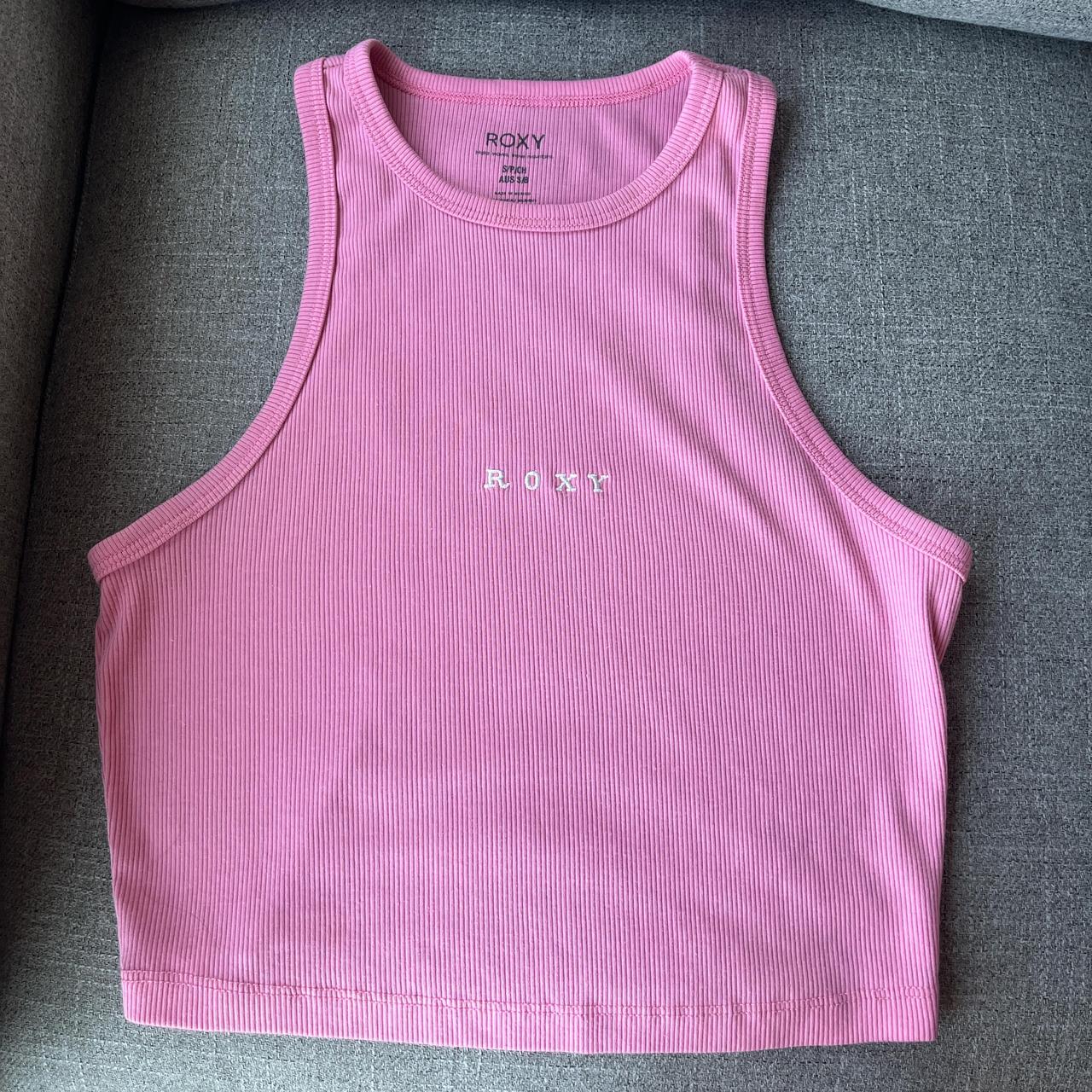 Pink Roxy top - Depop