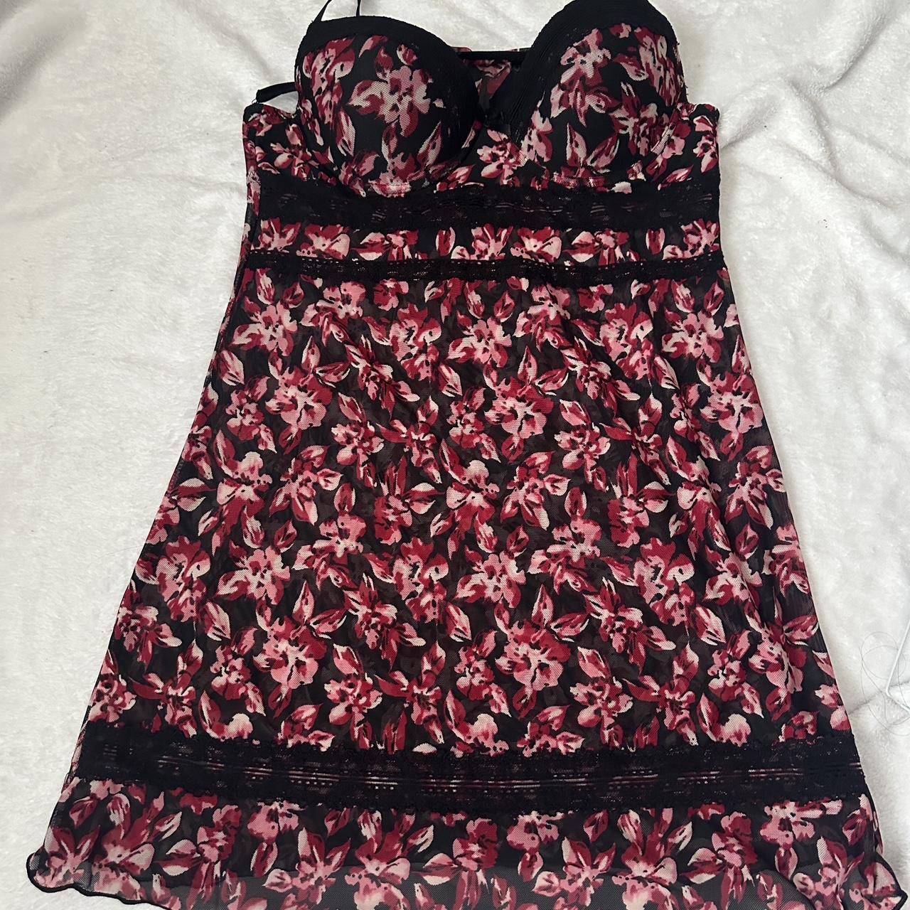 Marilyn Monroe Intimates Red Floral Lingerie... | Depop