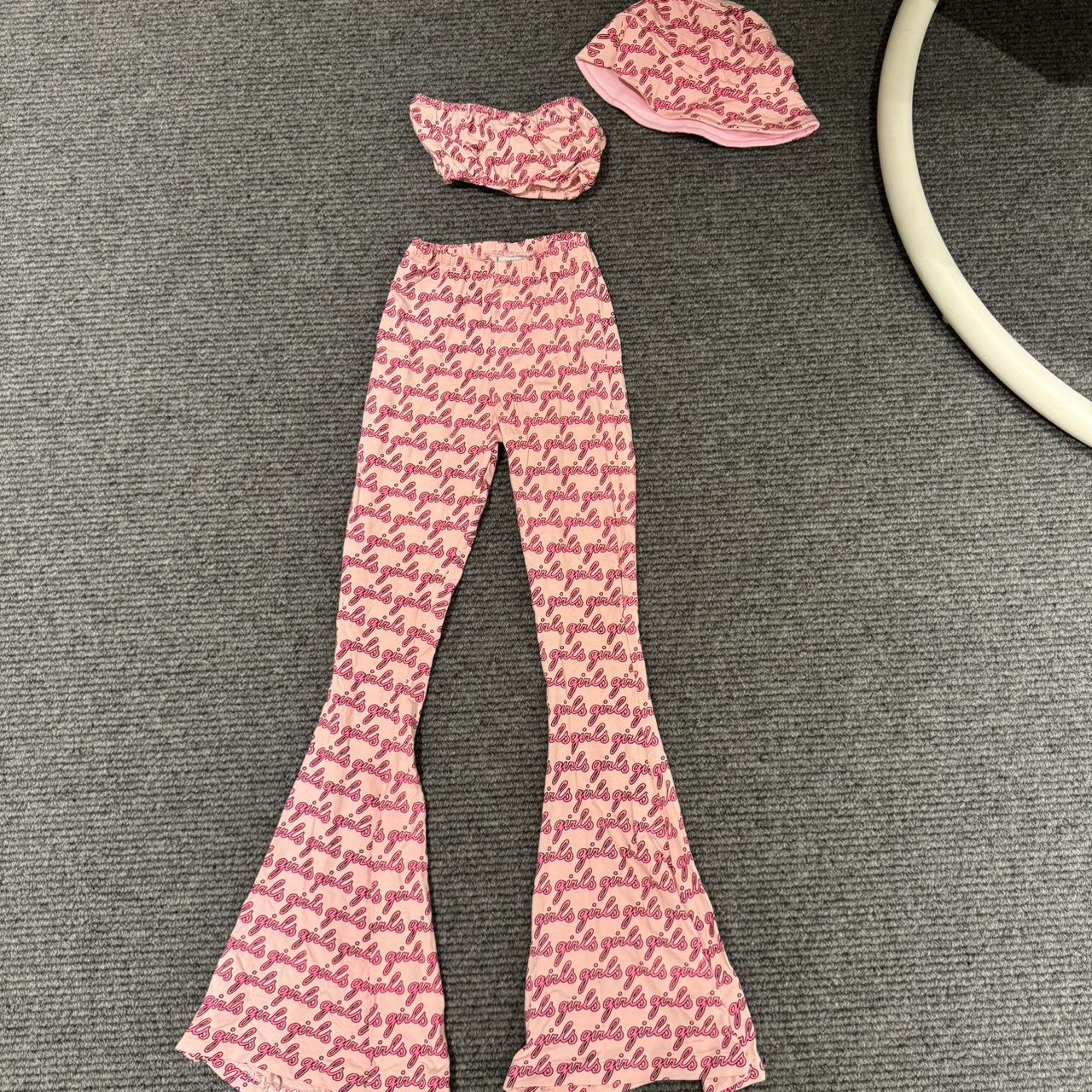 Her pony the label “girls” set Worn once for a... - Depop