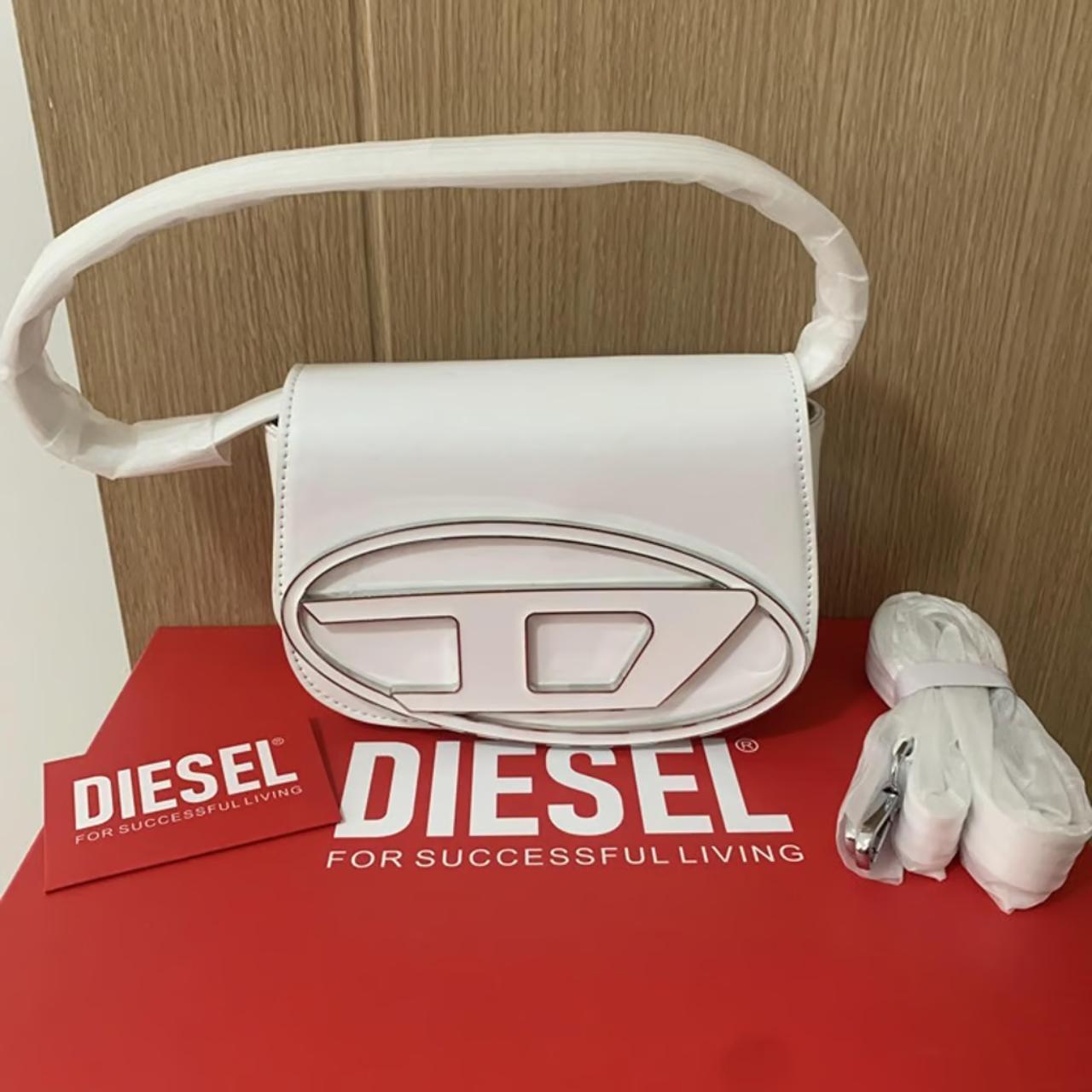 Original Diesel 1DR Purse Barley used, condition is... - Depop