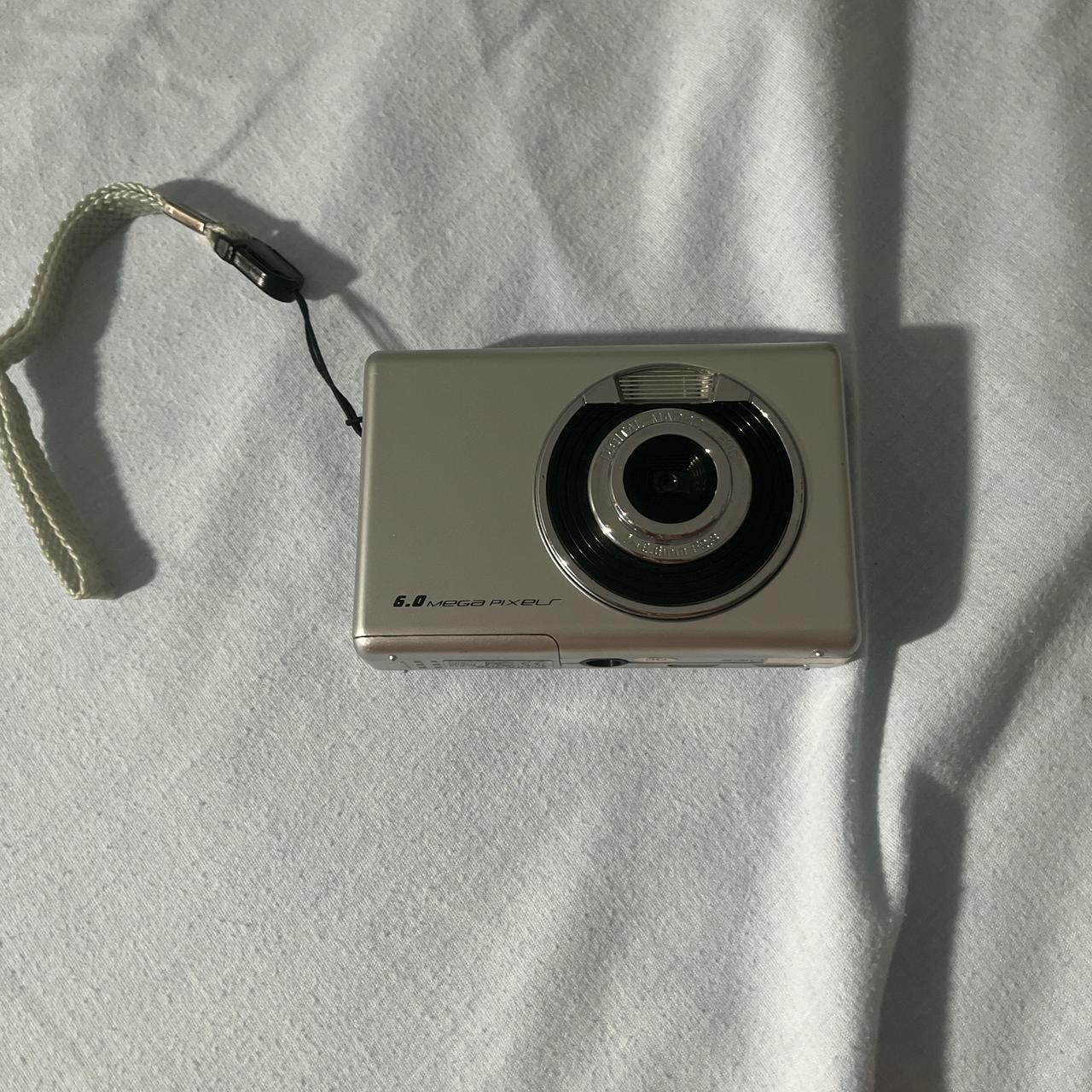 Silver digital camera with 3.2MP, 2.0-inch screen,... - Depop