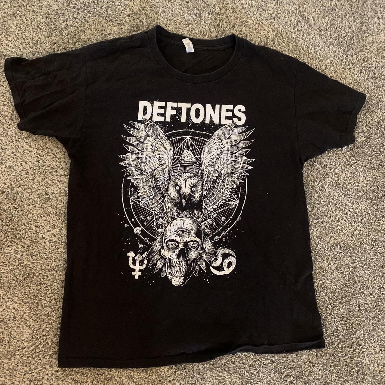 Deftones T-Shirt Unisex L #deftones #deftonesshirt... - Depop