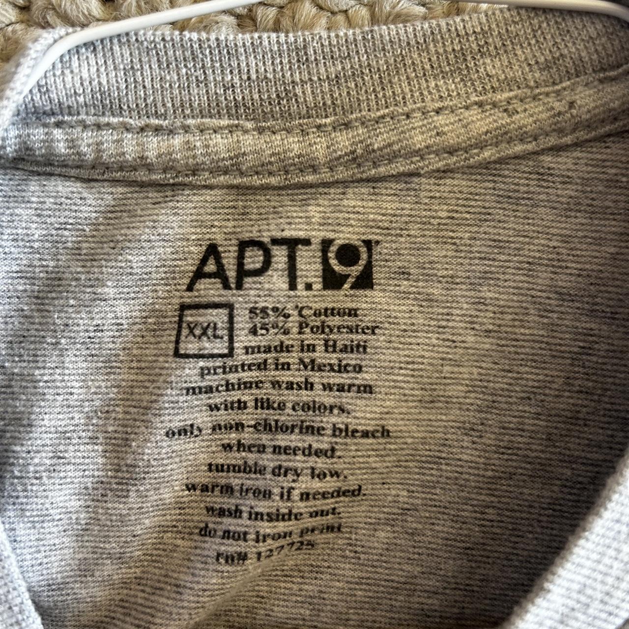 Grey and black Apt. 9 streetwear tee #skater - Depop