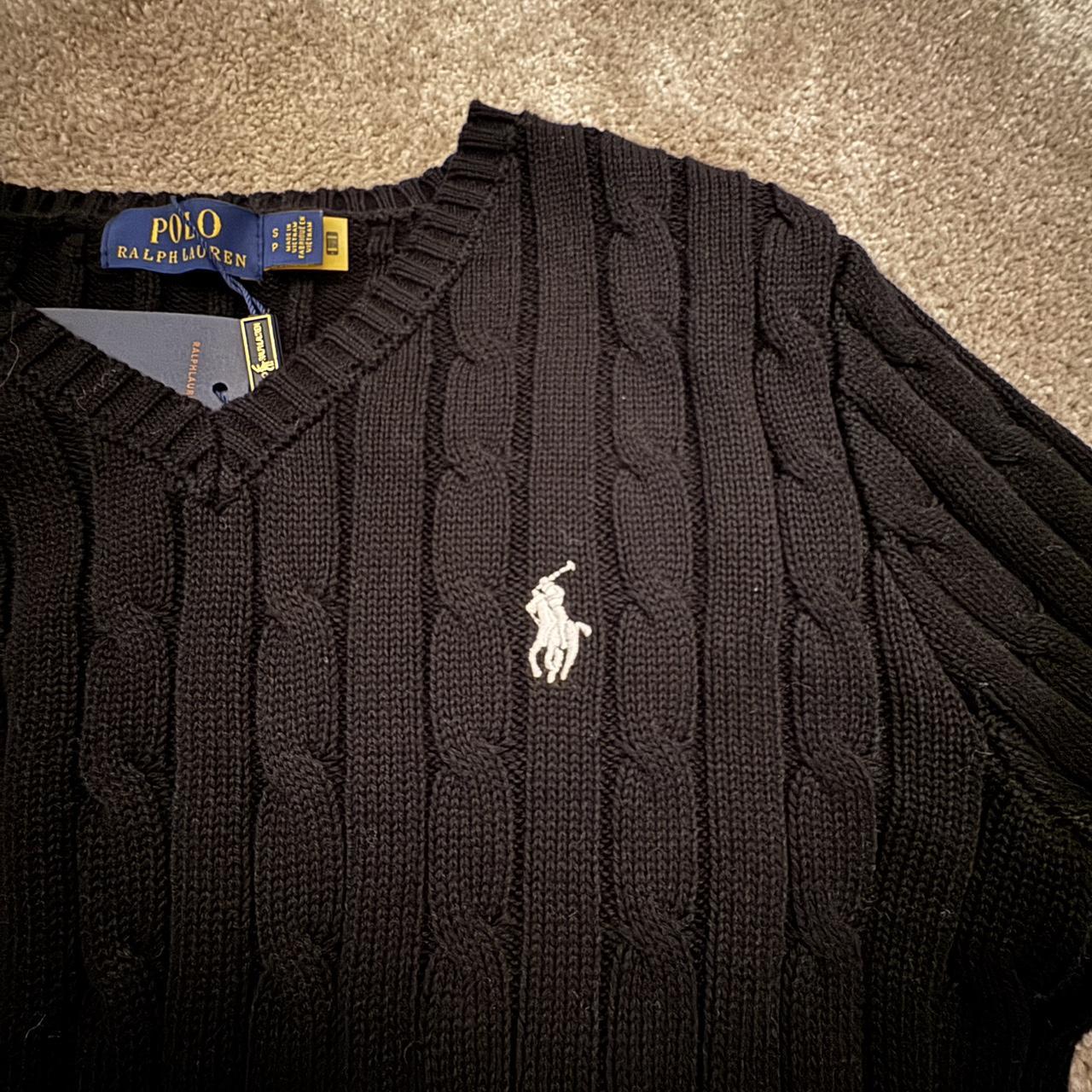 Small Ralph Lauren v neck - Depop