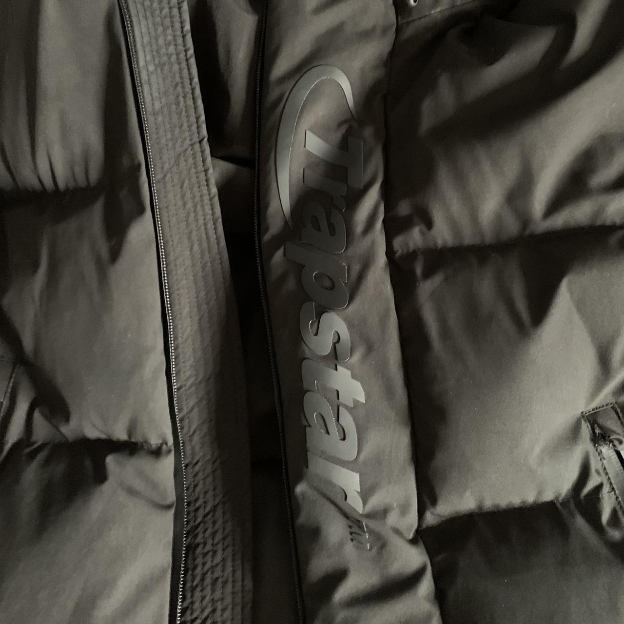 Trapstar hyperdrive puffer coat All black Size medium - Depop