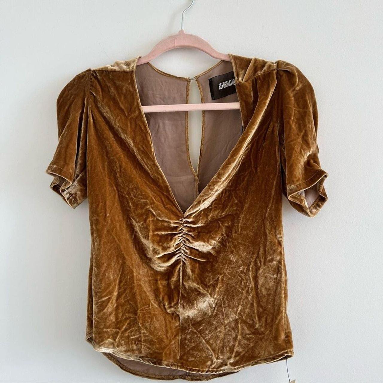 Reformation Fiona Velvet Gold Top NWT Size Small - Depop