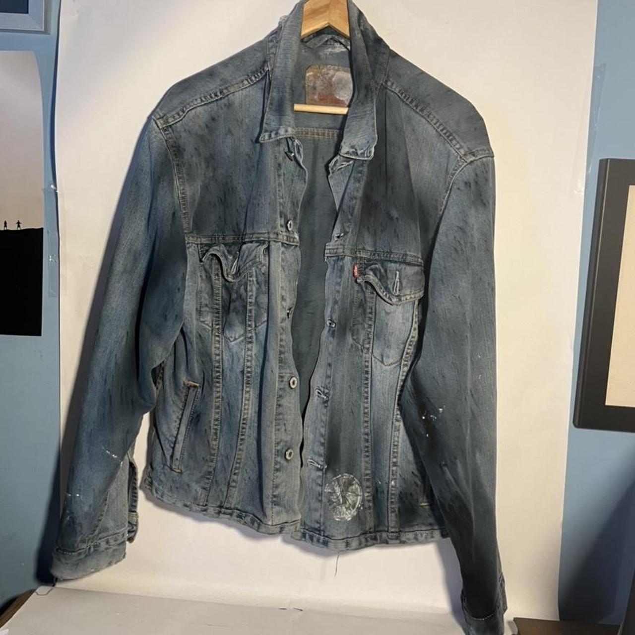 Hand painted Levi’s pink floyd the wall denim jacket - Depop