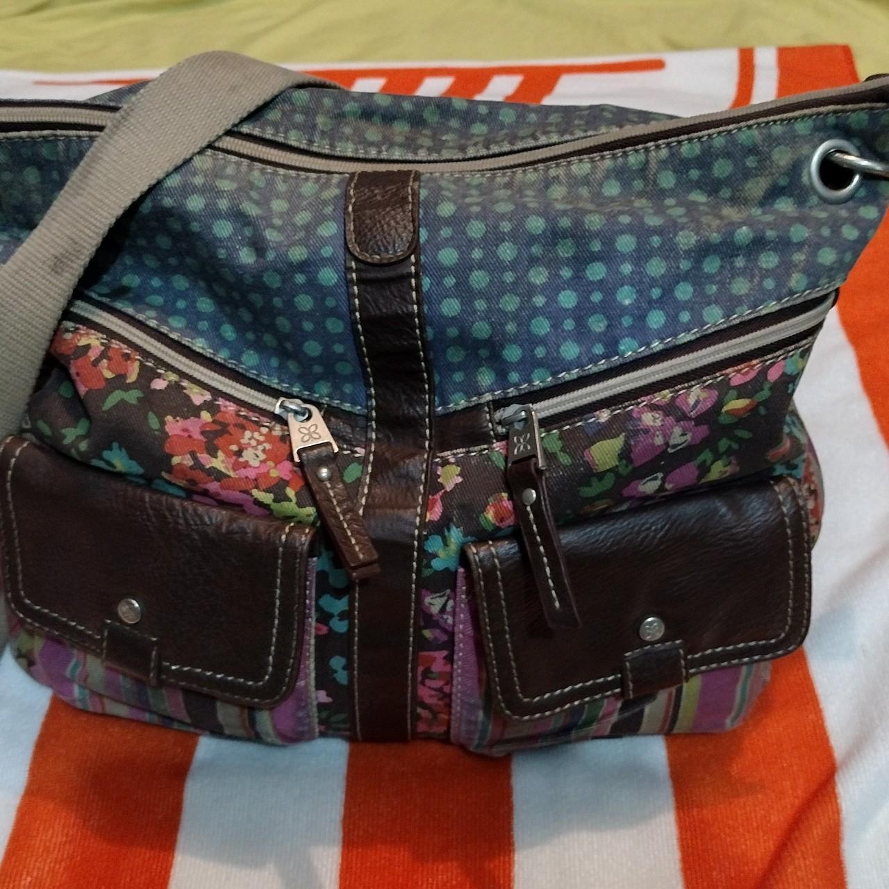 Relic brand purse - Depop