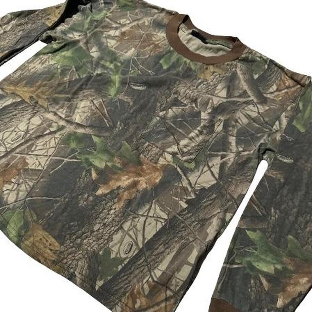 Vintage RealTree Long Sleeve Ripped Tag - 23.5 by... - Depop