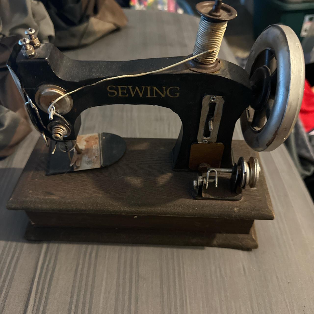 Sewing machine jewelry box - Depop