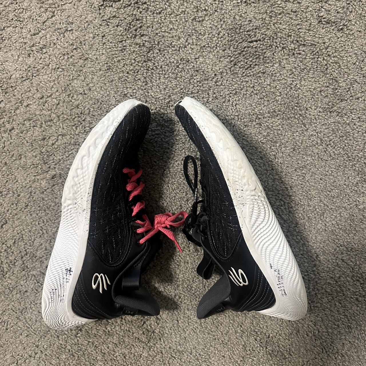 Curry 9s Black and White. Sz 11.5, dont have the... - Depop