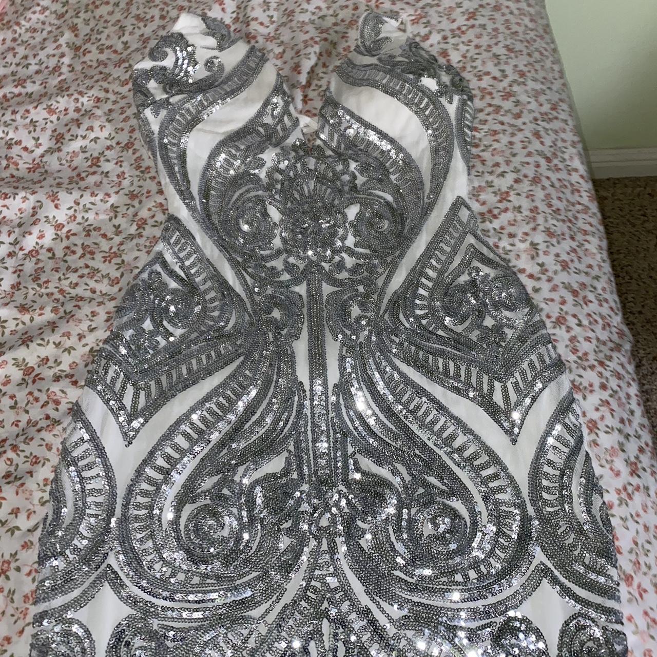 Gorgeous mini v cut dress. Only worn once for a prom... - Depop