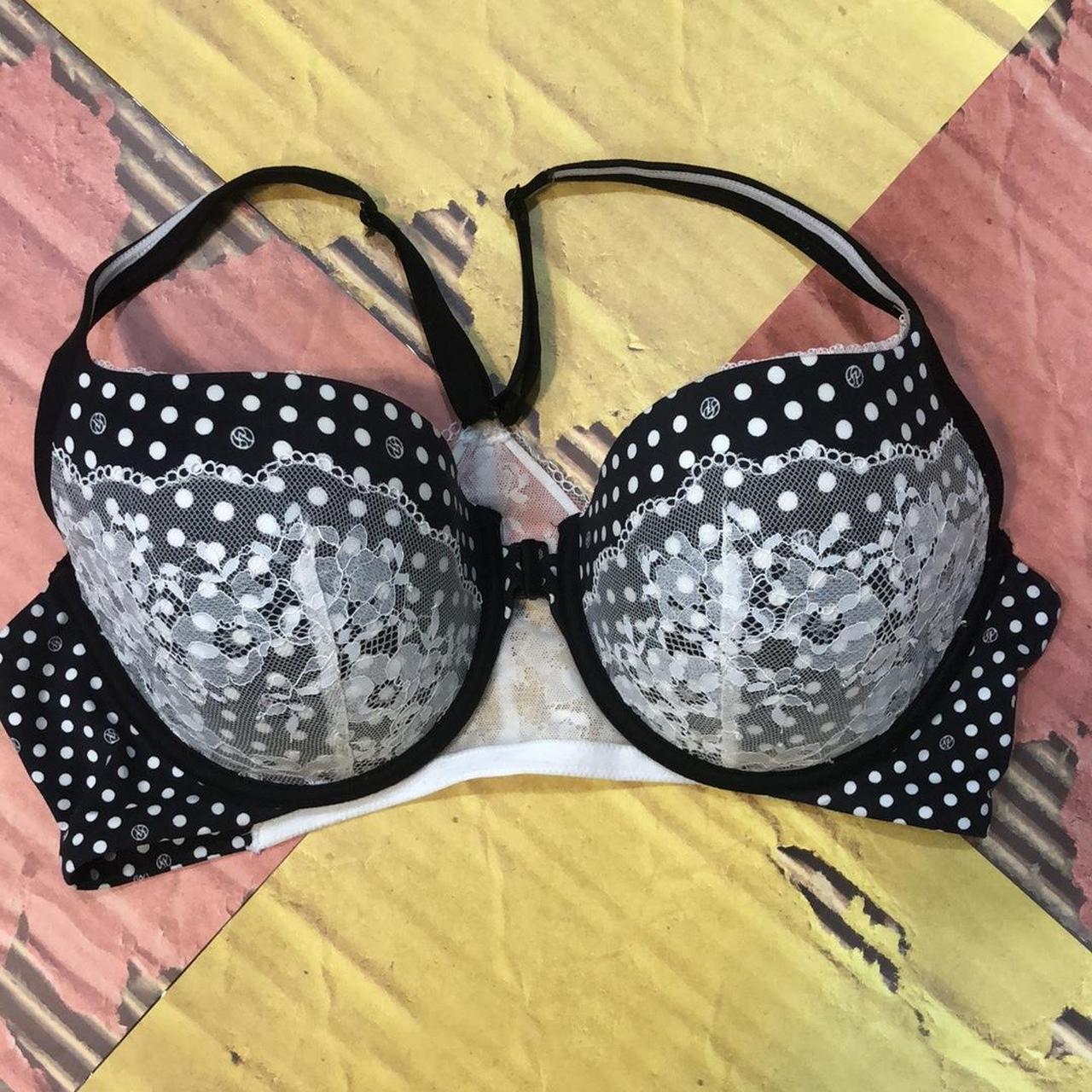 Body by Victoria racerback demi bra Excellent... - Depop