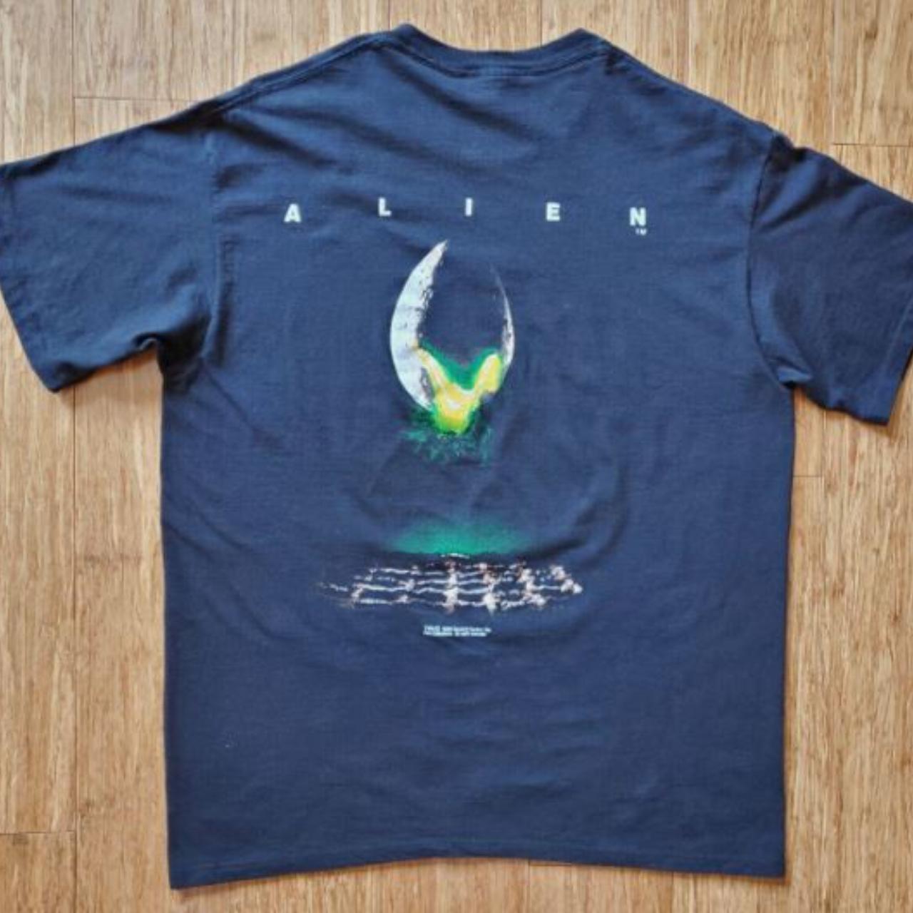 Vintage 1989 Alien Movie Promo T-Shirt Size L/XL... - Depop