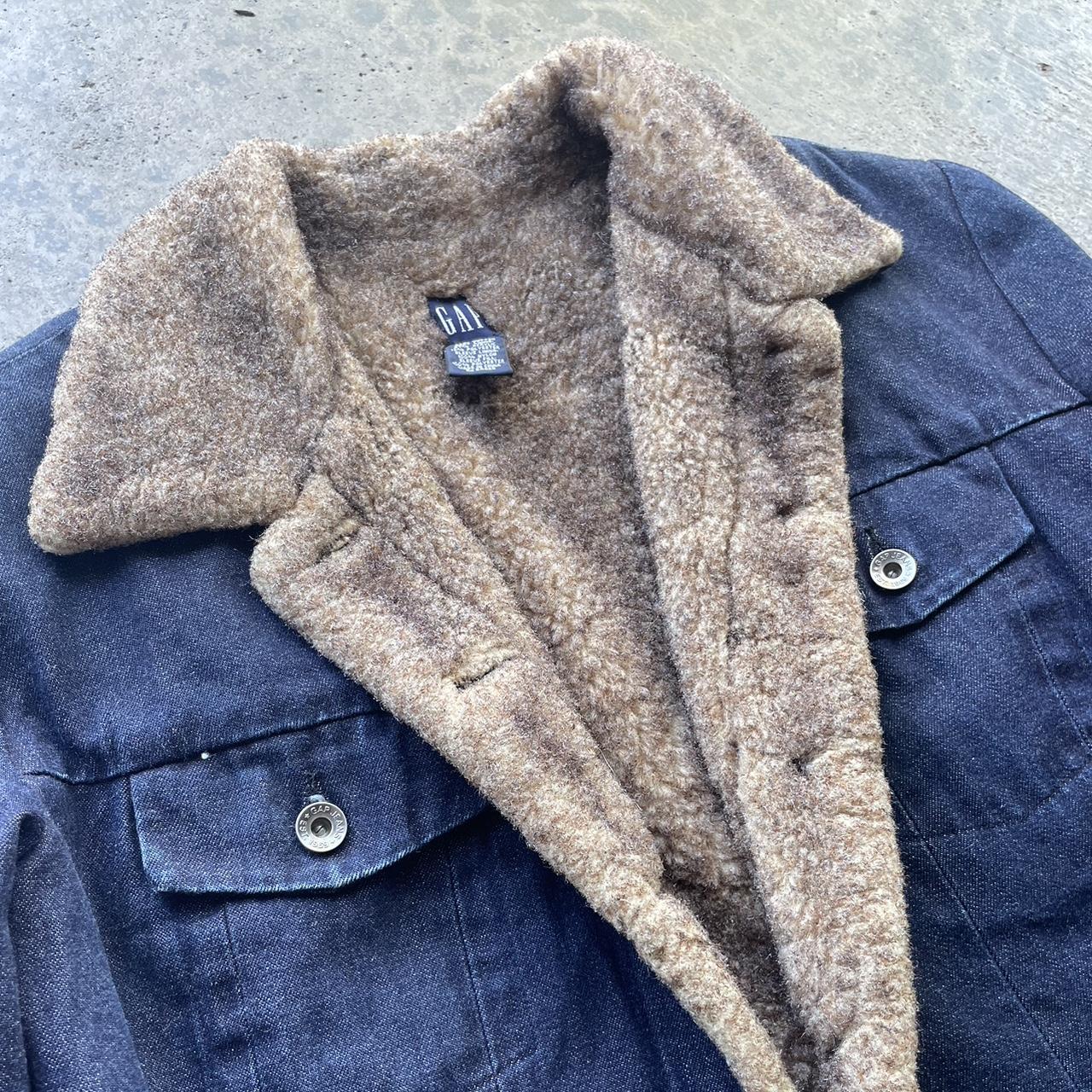 Vintage gap fur lined denim jacket Womens large - Depop
