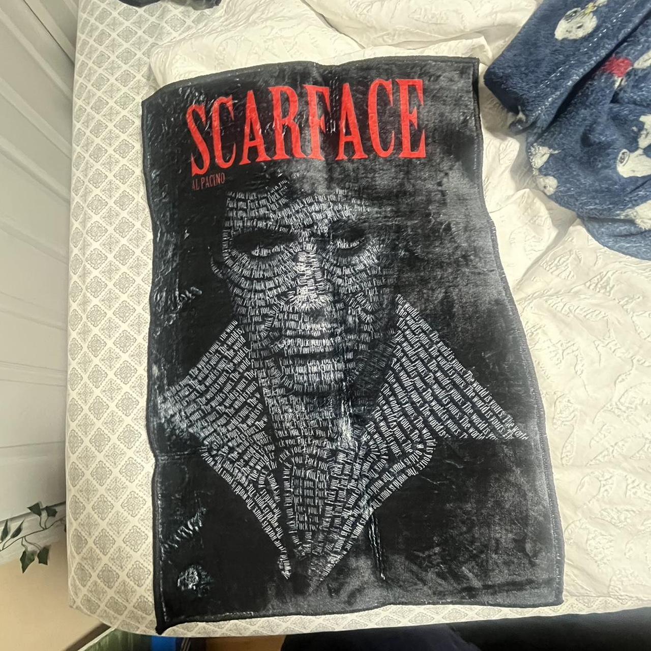 Scarface carpet - Depop