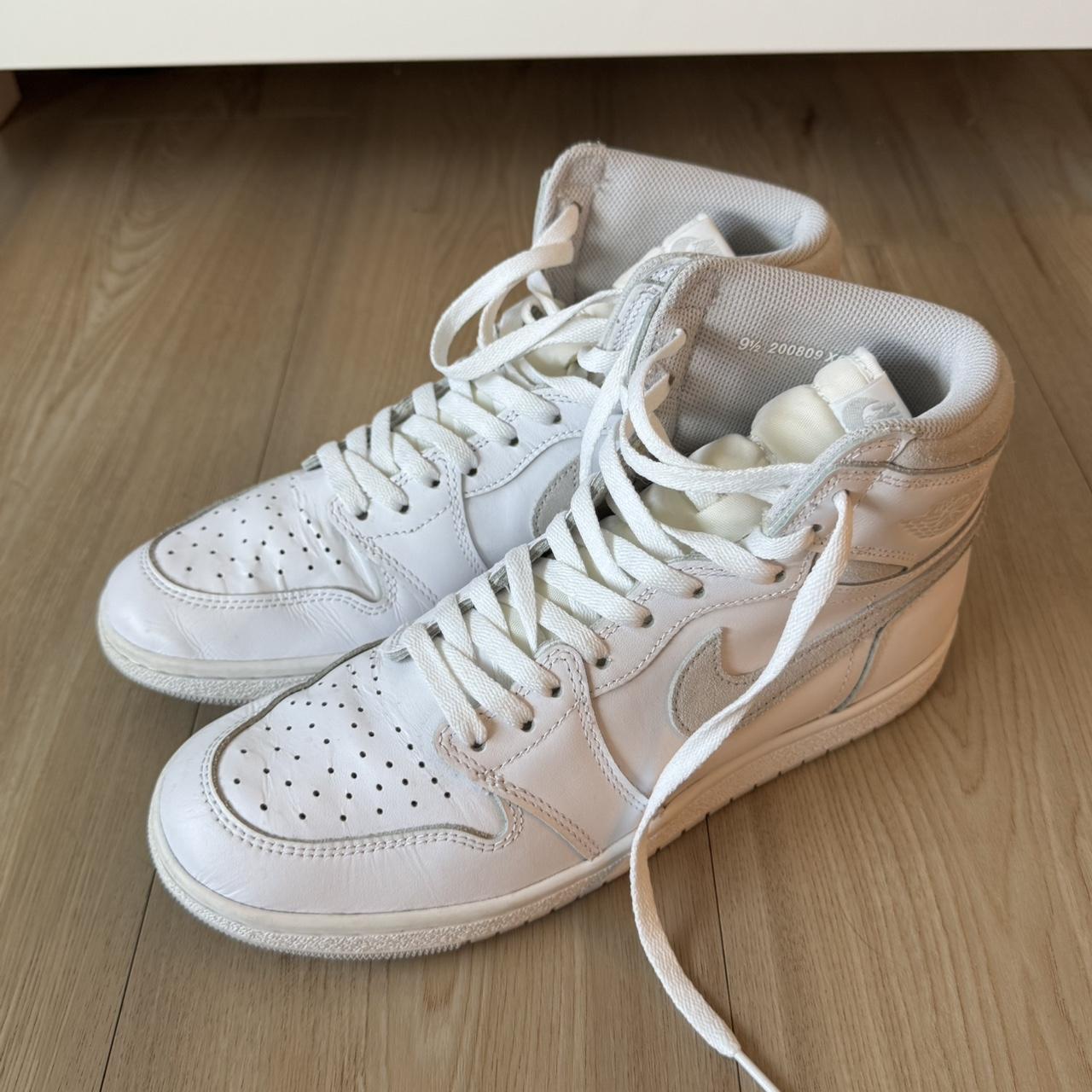 Nike Air Jordan 1 High - Neutral Grey Used but tons... | Depop