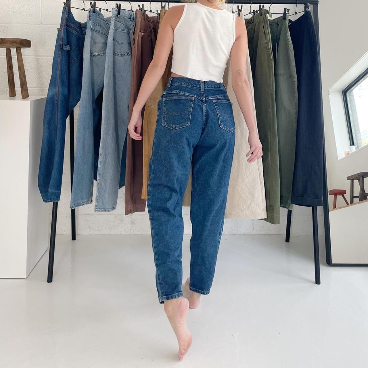 Vintage chic jeans Medium wash denim Size 26” High... - Depop