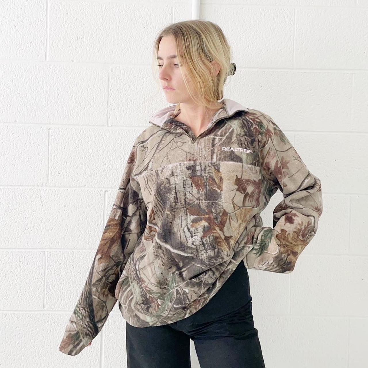 Realtree fleece pullover Sweatshirt Zipper is... - Depop