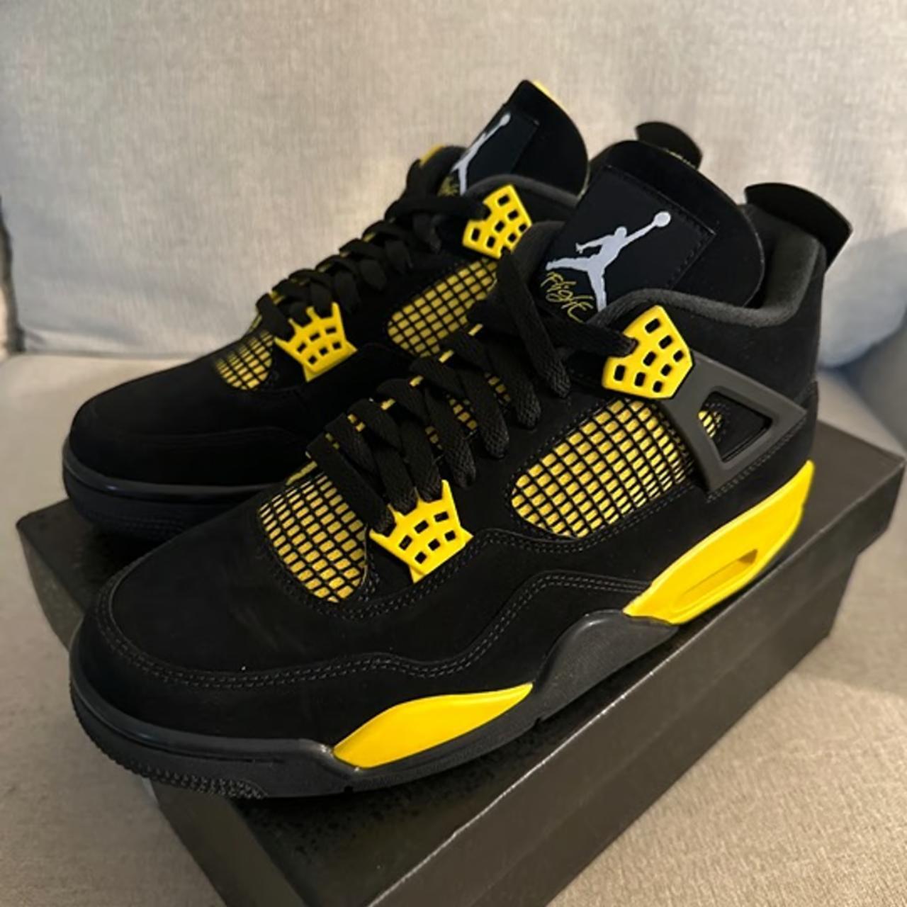 Jordan 4 yellow thunder send offers - Depop