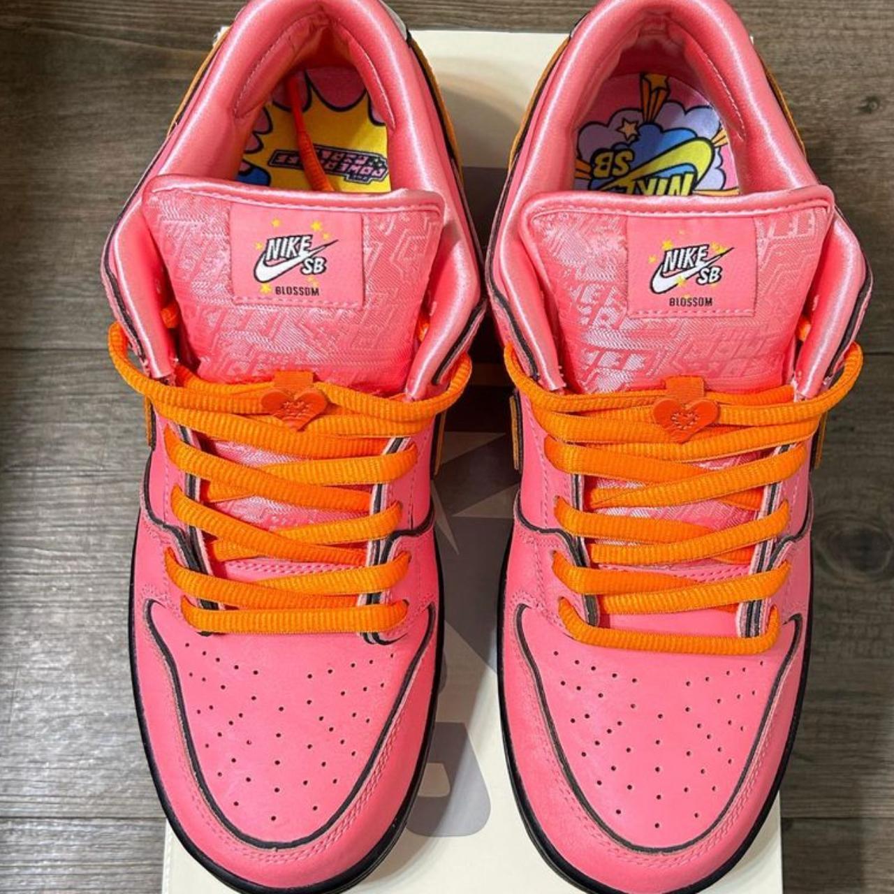 Power puff girls dunks size 9 men’s - Depop