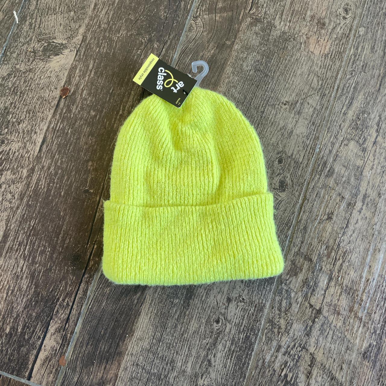 Neon yellow beanie - super cute! #neonyellow - Depop