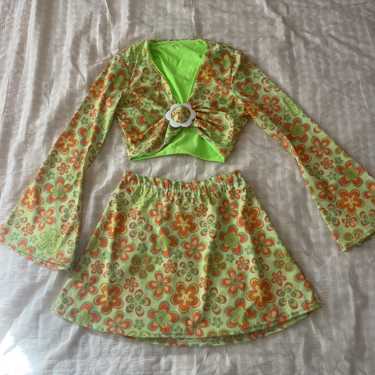 The volt festival set 60’s vibes Size 8 worn once - Depop