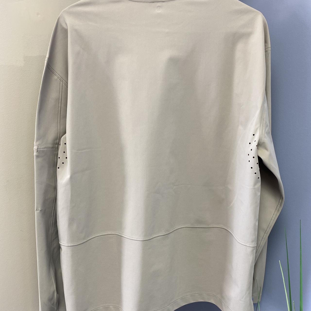 Lululemon Lab Long Sleeve Tech Top Size... - Depop