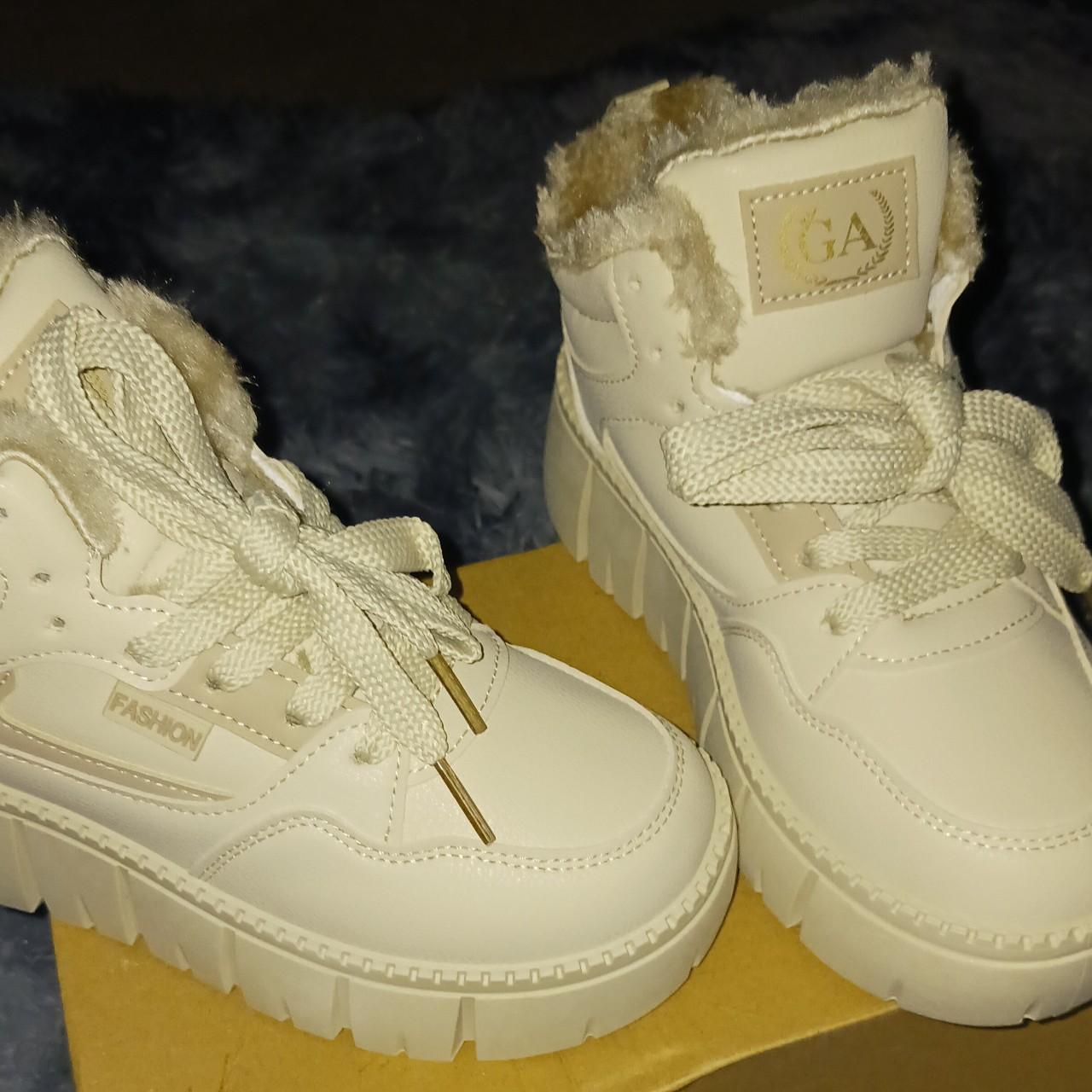 Ga Fashion winter furry platform boots. Adorable.... | Depop