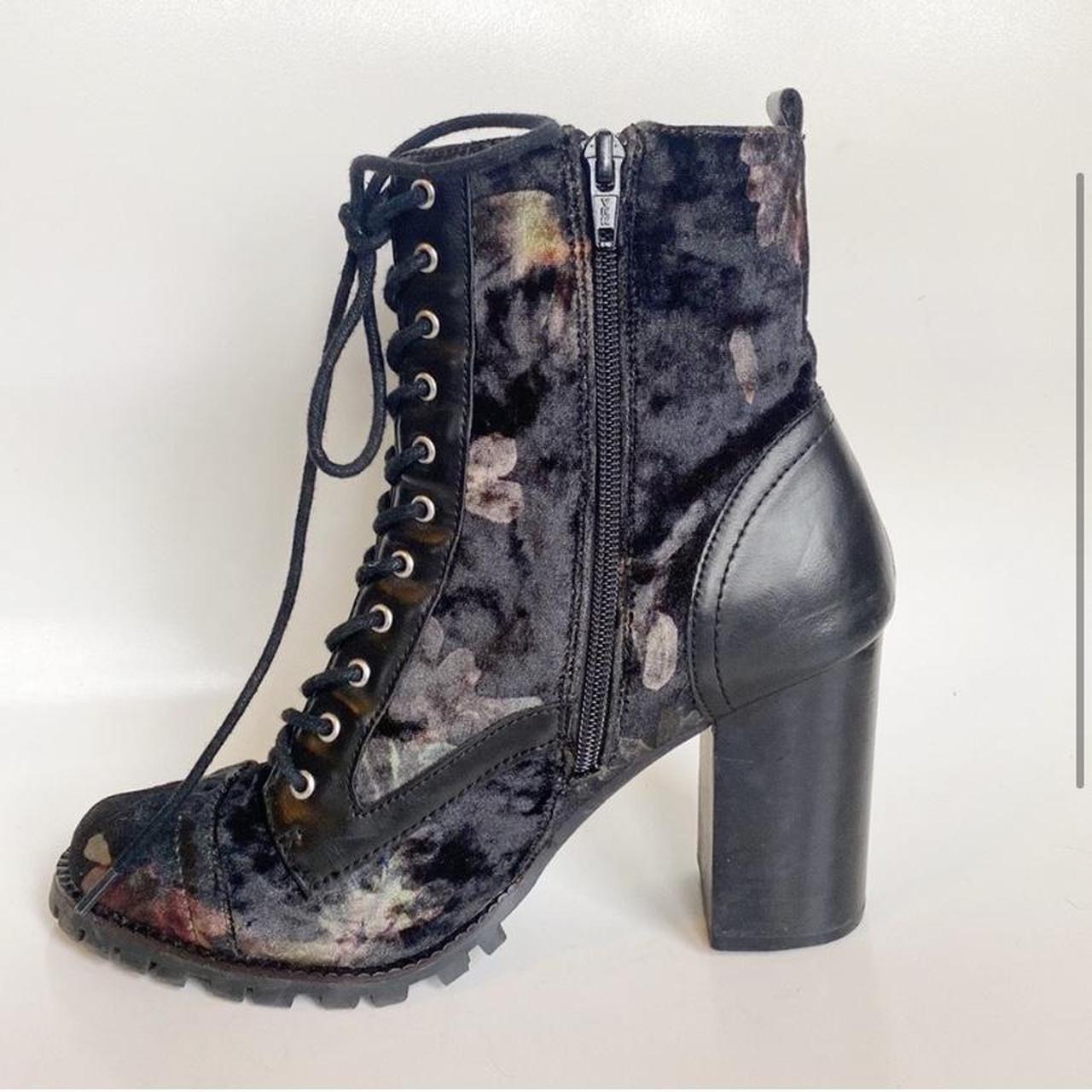 Report Amanda boots Black leather & velvet Lace up... - Depop