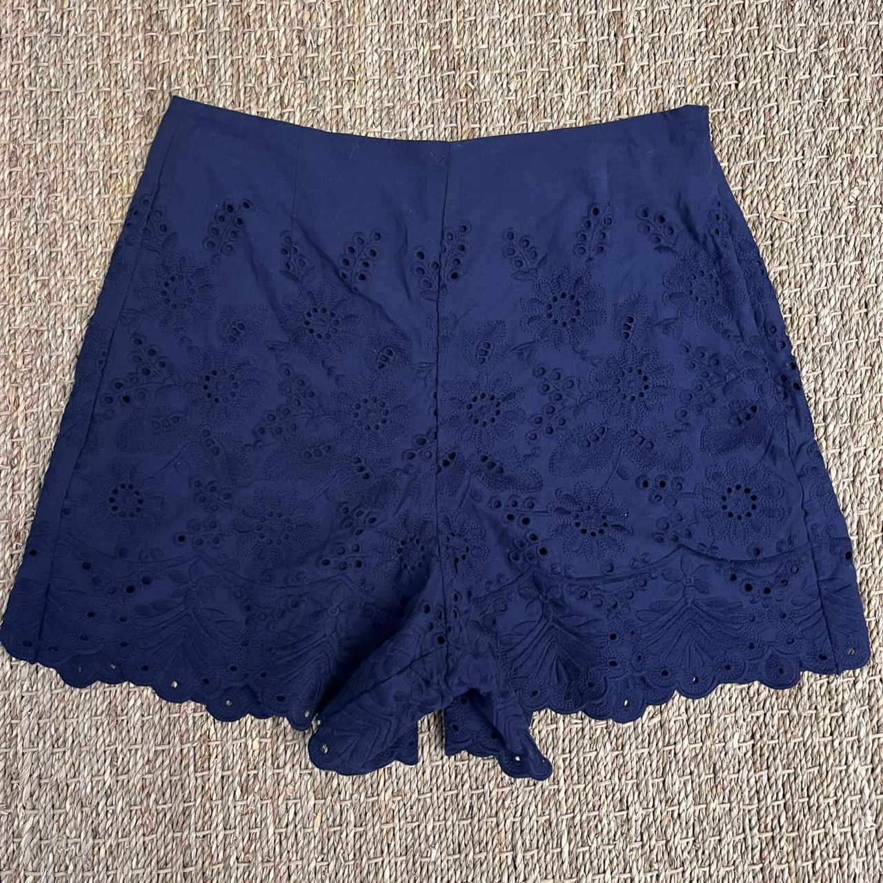 Draper James Women’s Size 10 Eyelet Floral Navy Lace... | Depop