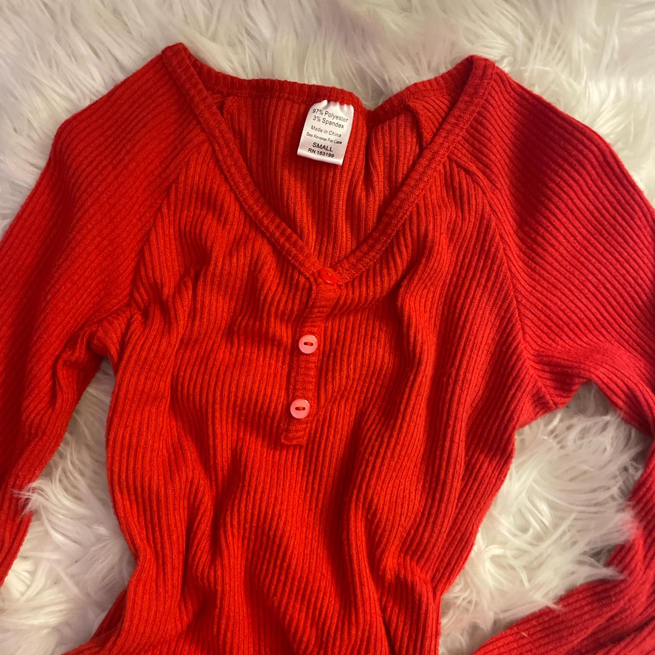 s - red ribbed long sleeve (slight pilling from... - Depop