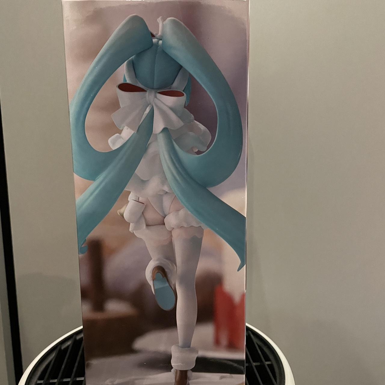 Hatsune miku sweet sweets figure New ... - Depop