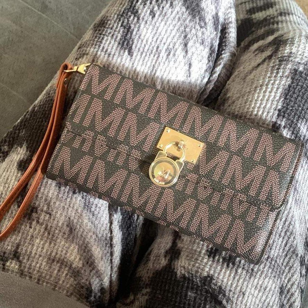 Milan Wallet - Depop