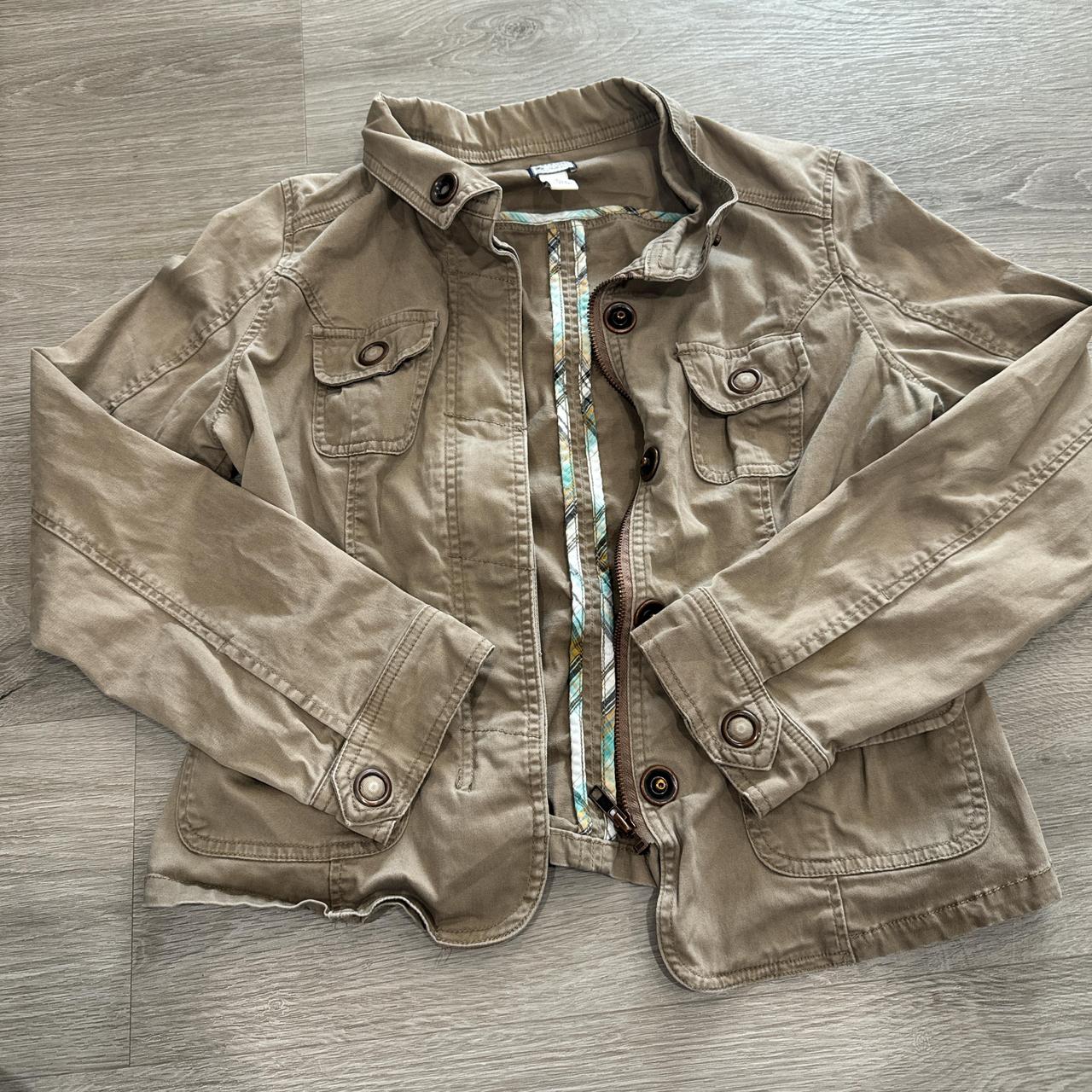 *Vintage Rory Gilmore style tan jacket :) - Depop
