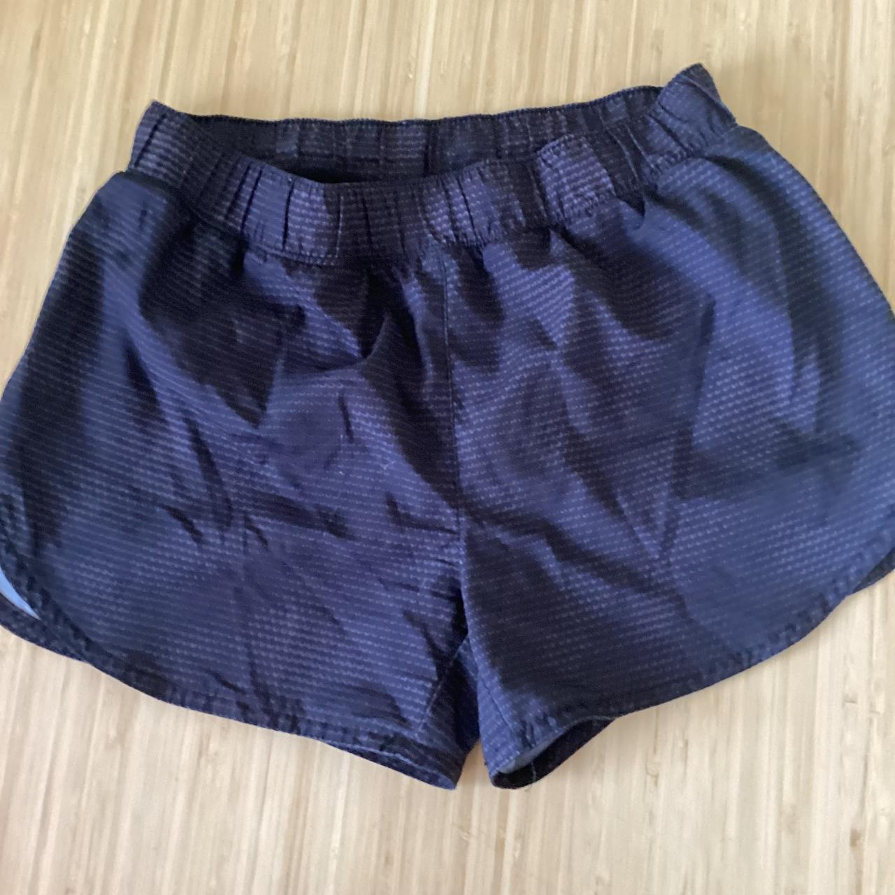 xl kids old navy workout shorts - Depop